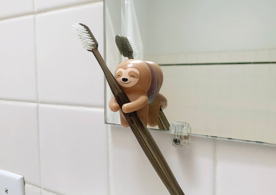 Sloth Toothbrush Holder – Kikkerland B.V