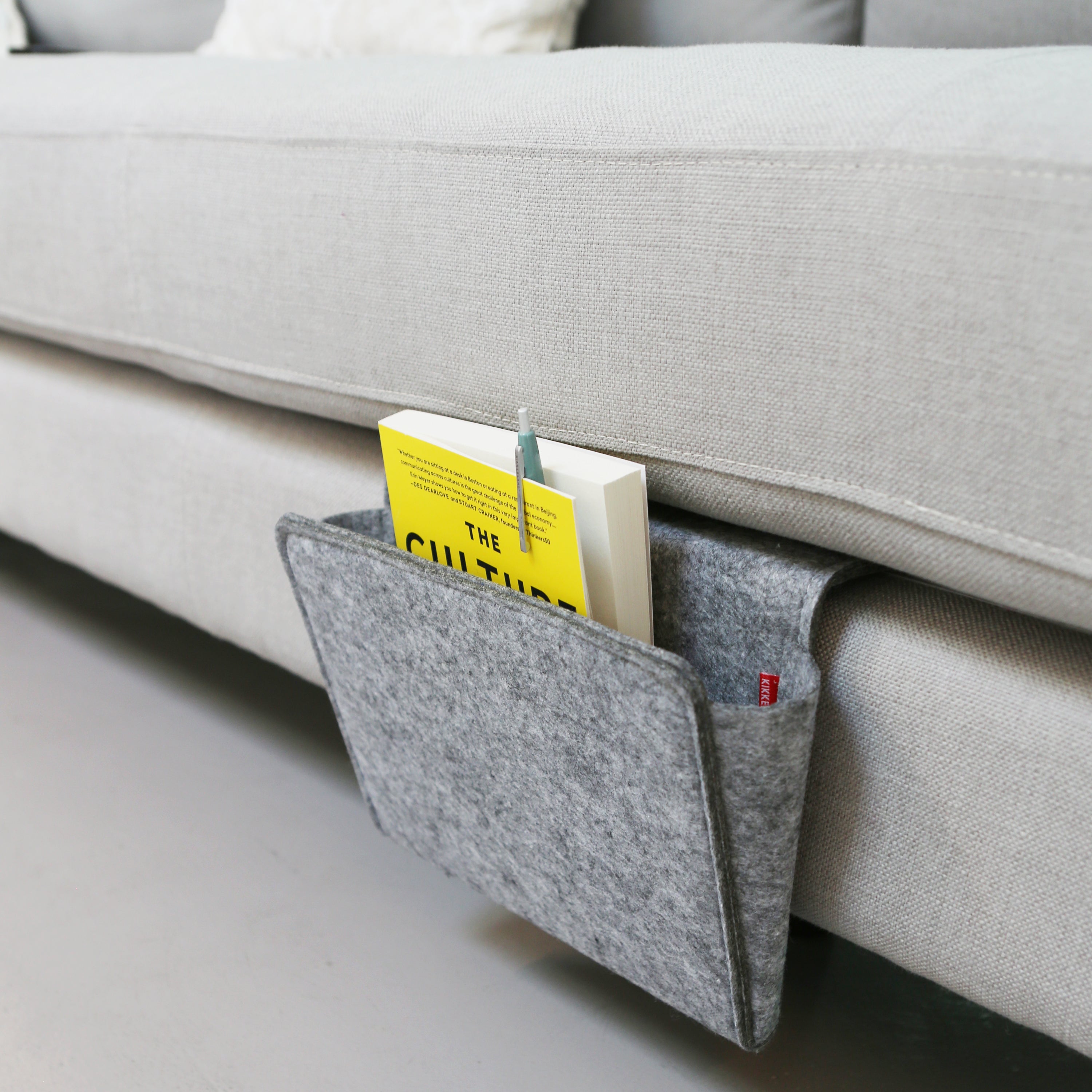 Bedside Pocket – Kikkerland B.V